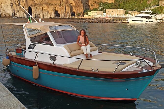 3-Hour Private Sunset Boat Tour in Sorrento - Inclusions and Amenities
