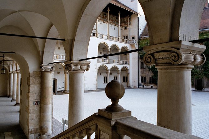 3-Hour Private Tour of Krakow - Pricing and Booking Details