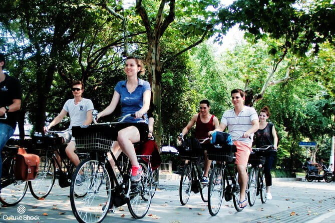 3-Hour Shanghai Art Deco Walking Tour With City Master - Visual and Practical Details
