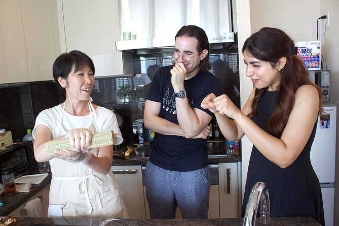 3-Hour Shared Halal-Friendly Japanese Cooking Class in Tokyo - Mastering Iconic Okonomiyaki