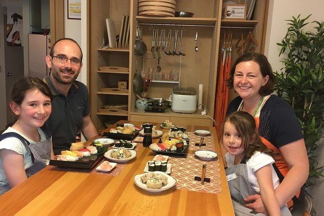3-Hour Small-Group Sushi Making Class in Tokyo - Participant Reviews and Feedback