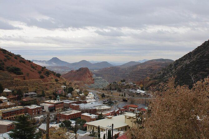 3-Hour Tour - Warren, Old Bisbee, Lowell, Open Pits - First Stop: Bisbees Origins and Architecture