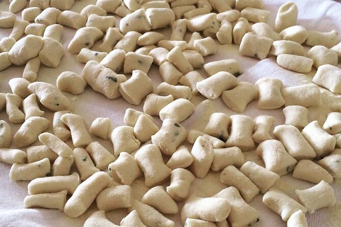 3-Hour Tuscan Cooking Class With Wine & Oil Tasting - Booking and Confirmation Process