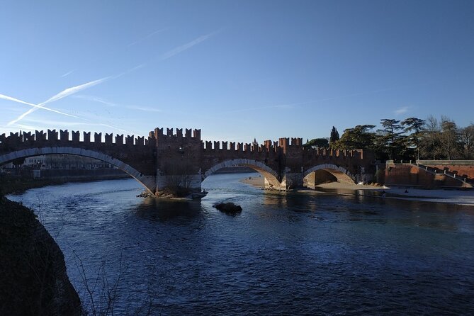 3-Hour Walking Tour With Guide Discovering Verona - Booking and Cancellation Policies