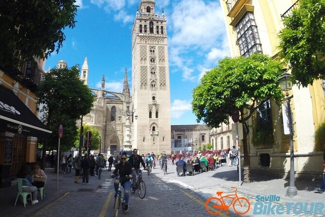 3 hours Bike tour all over Sevilla - The Itinerary in Detail