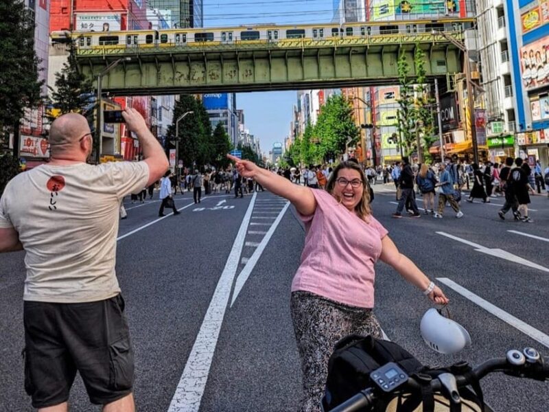 3 Hours E Bike Tour Around Chiyoda Tokyo Prefecture - Encountering the Imperial Palace