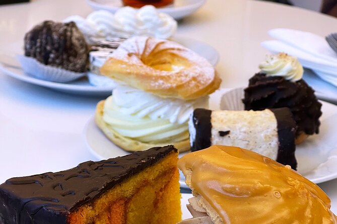 3 Hours Food Tour in Prague Retro - Group Size and Accessibility