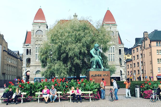 3 Hours Helsinki Stopover Tour from Airport - The Sum Up