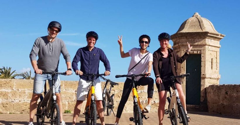 3 Hours Historic E-Bike Tour in Palma de Mallorca - Setting the Scene: An Easy, Scenic Introduction to Palma