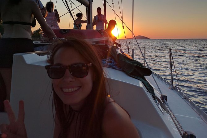 3 hours Neos Marmaras: Day or Sunset Sailing Tour Coves & Islands - Who Will Love This Experience?