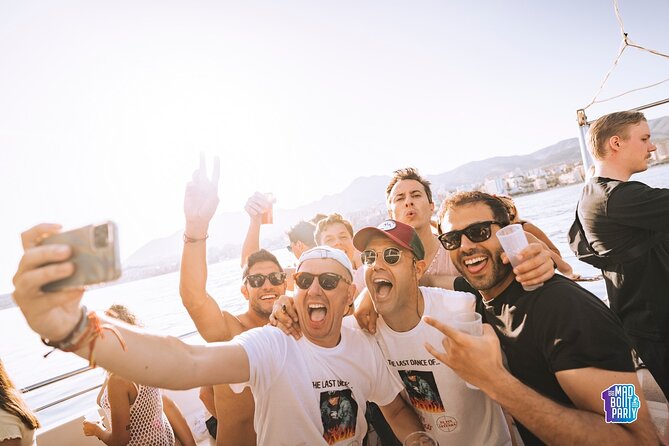 3 Hours on the Craziest Boat Party in Malaga - Managements Response to Feedback