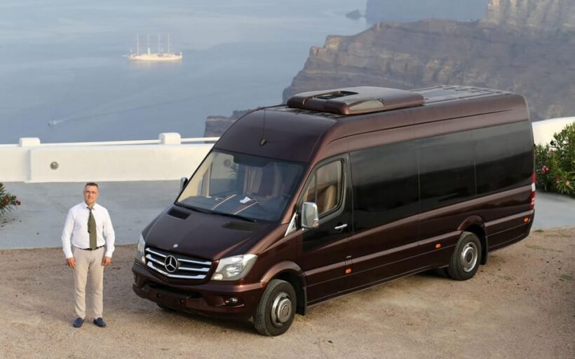 3 hours Panoramic Tour to Oia - Who Should Consider This Tour?