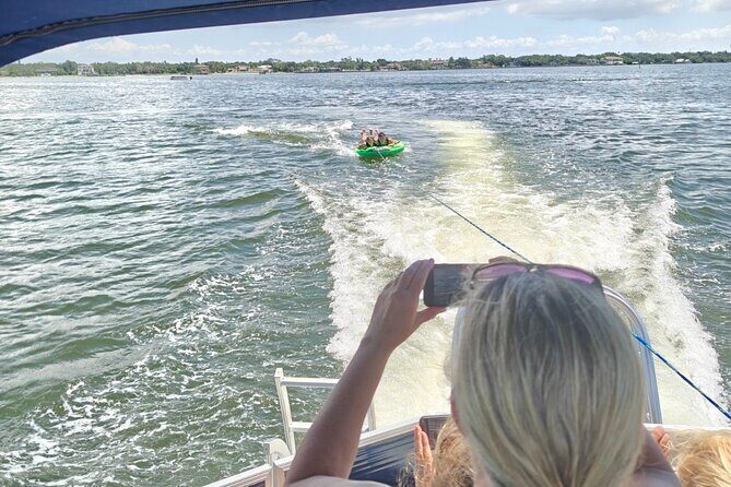 3 Hours Pontoon Private Boat Tour - The Sum Up