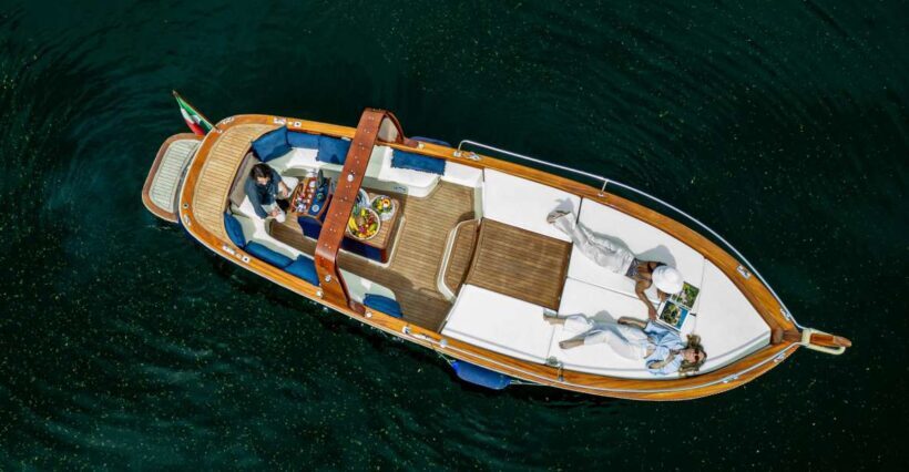3 Hours Private Boat Tour on Como Lake Bellagio (Wood Boat) - Key Points