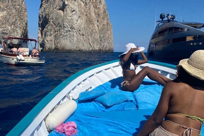 3 Hours Private Capri Boat Tour With Pasta and Prosecco - Inclusions and Highlights of the Tour