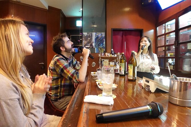 3 Hours Private Food and Walking Tour to Snack Bar in Nakasu - Accessibility and Participation