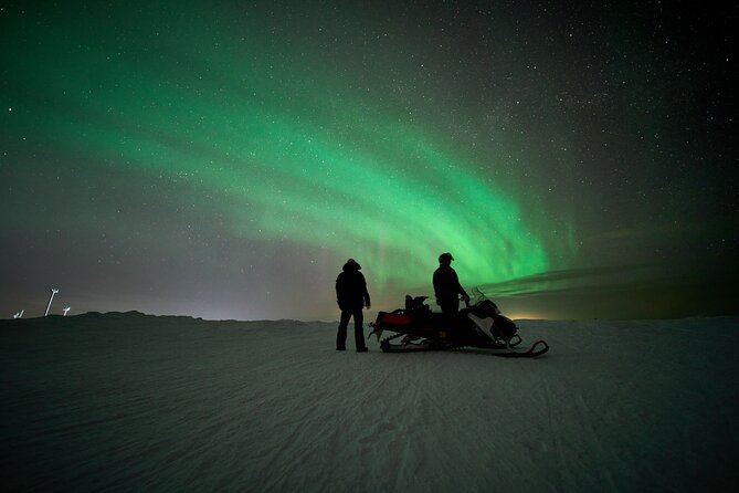 3 Hours Snowmobiling Under Auroras and Night Sky - Preparing for the Snowmobile Adventure