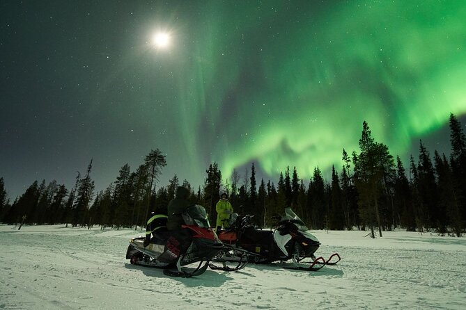 3 Hours Snowmobiling Under Auroras and Night Sky - Exploring the Snowy Landscapes