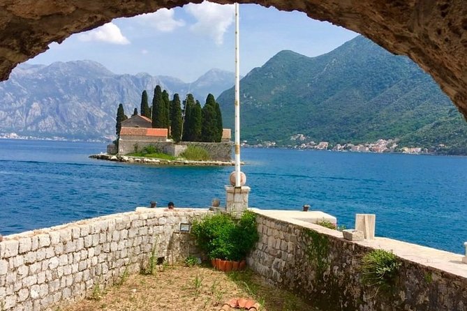 3 Hours Speed Boat Tour to the Blue Cave - Meeting Point and End Point