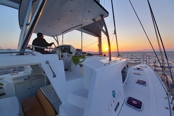 3-Hours Sunset Catamaran Cruise With Dinner All Inclusive - Onboard Amenities: Comfort and Entertainment at Sea