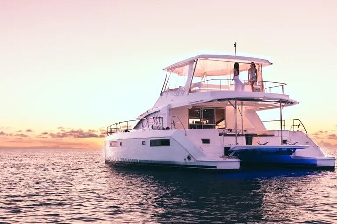 3-Hours Sunset Catamaran Cruise With Dinner All Inclusive - Dining on the Waves: a Look Into the Buffet Dinner and Drinks