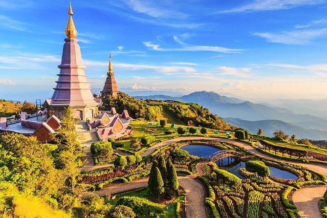 3-in-1: Doi Inthanon Tour, Elephant Sanctuary, and Trekking Trail - Transportation and Group Size: Comfort and Connection