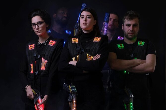 3 Rounds of Zone Lasertag in Berlin - Game Gear and Player Card