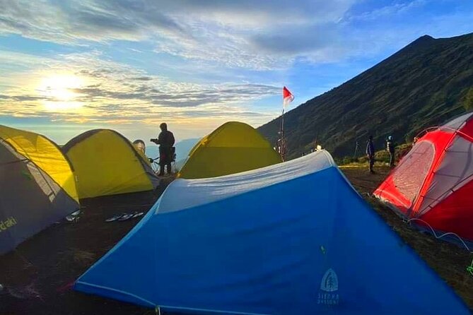3D 2N Mount Rinjani Trekking Tour To Summit And Lake - Who Should Consider This Tour?