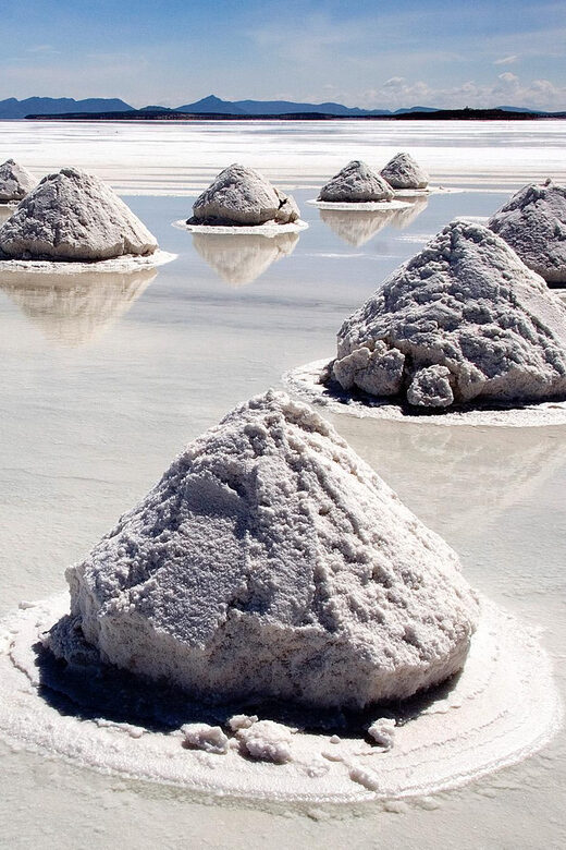 3D PROGRAM 2N UYUNI SAN PEDRO DE ATACAMA SHARED SERVICE - The Itinerary: From Salt Flats to Geysers