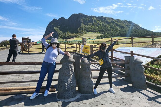 3days Private Free Schedule Tour a lot of Experience Driver - Why Travelers Rave About This Tour