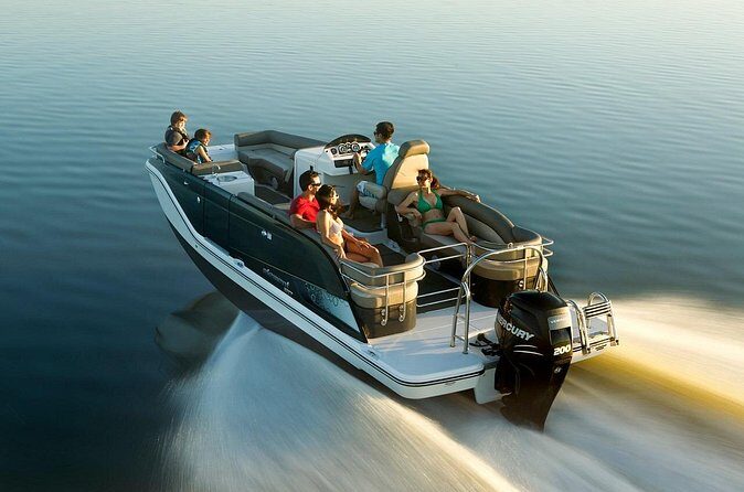 3h Boat Safari - Montreals Nature and Iconic Attractions Tour - Who Should Consider This Tour?