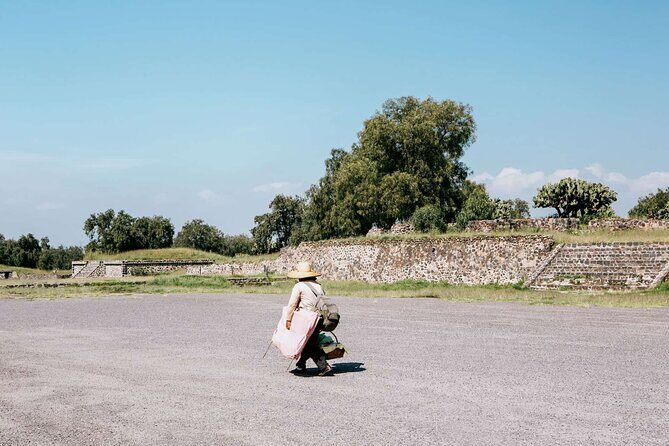 3X1 Teotihuacan, Basilica of Guadalupe, Tlatelolco and Tequila Tour - Considerations and Caveats