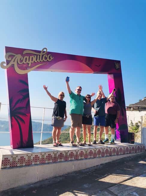 4-6HR ACAPULCO FUN DAY WITH DIVERS SHOW, LUNCH BEACH FRONT - Introduction