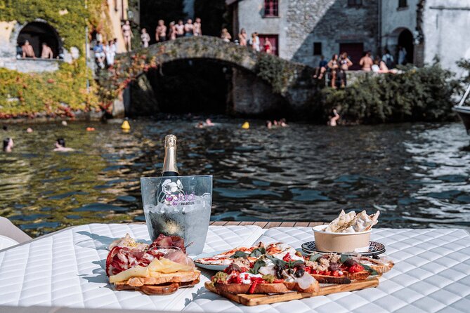 4/8 Hours Private Boat Tour on Lake Como - Meeting and Pickup