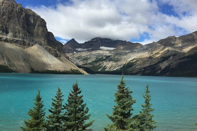 4 Day Tour through Calgary and the Canadian Rockies - Exploring Calgary: A Vibrant Urban Start