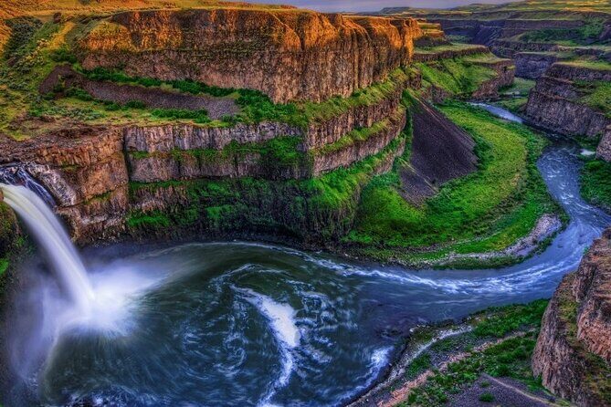 4-Day Yellowstone and Mount Rushmore Tour from Salt Lake City - An Honest Look at the Itinerary and What You’ll Experience