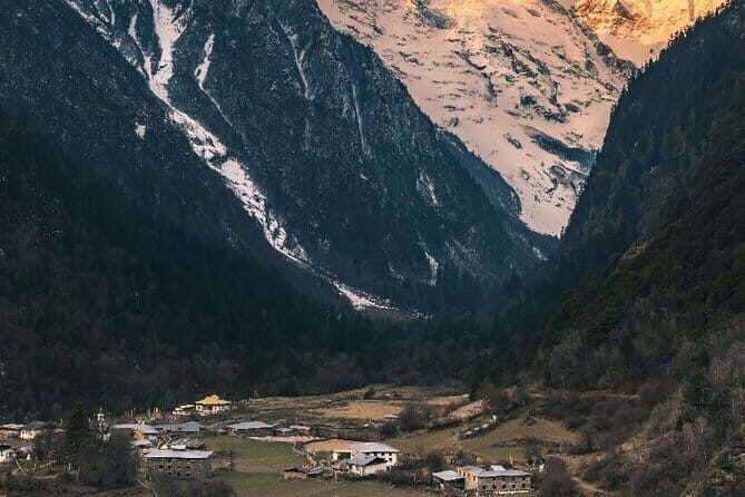 4 Day Yubeng Village Hiking Tour from Shangri La - Who is this tour best suited for?
