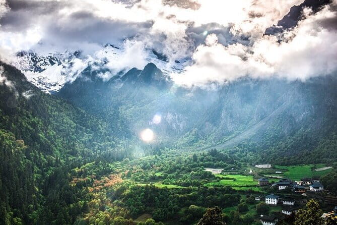 4 Day Yubeng Village Hiking Tour from Shangri La - Key Points