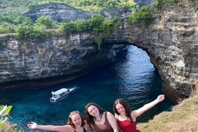 4 Days Private Tour Bali Highlights Nusa Penida and Ubud - FAQs