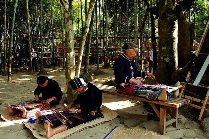 4 Days Sanya Highlight Private Tour for Tropical Rain Forest Experience - Key Points