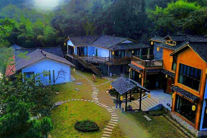 4 Days Zhangjiajie Exciting Tour with Glass Bridge (Mountain&Lake View Hotel) - The Itinerary Breakdown: What You’ll Experience
