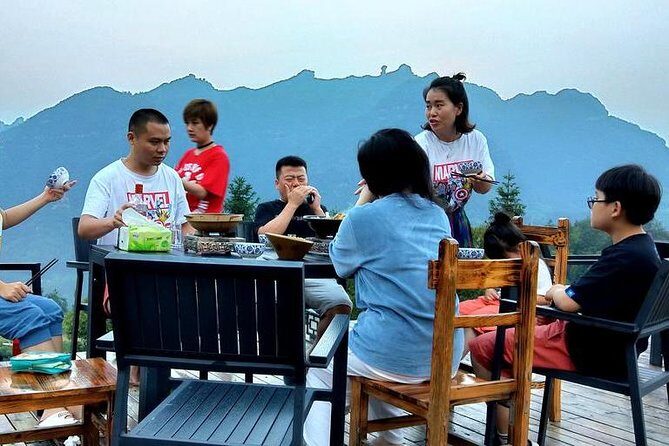 4 Days Zhangjiajie Exciting Tour with Glass Bridge (Mountain&Lake View Hotel) - FAQ