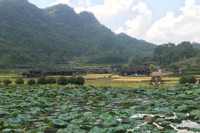 4 Days Zhangjiajie Experience Tour(Luxurious Mountain&Lake View Hotel) - Authentic Experiences and What Travelers Say