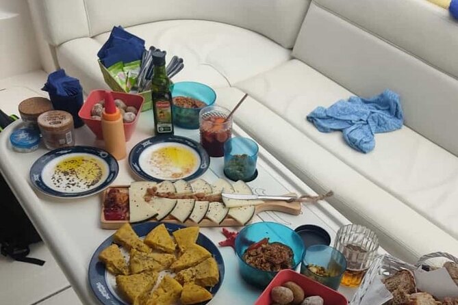 4 Hour Boat Tour With Snorkeling From Puerto Rico and Mogan - Inclusions and Amenities