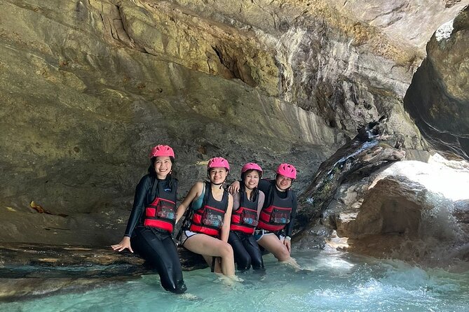 4 Hour Canyoneering Adventure at Kawasan Falls with Lunch - What Makes This Canyoneering Tour Stand Out?