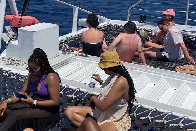 4-Hour Catamaran Party Cruise with Open Bar from Montego Bay - FAQ