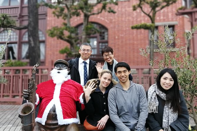 4-Hour Multicultural Kobe Walking Tour With Genuine Kobe Beef - Guides and Customer Experience