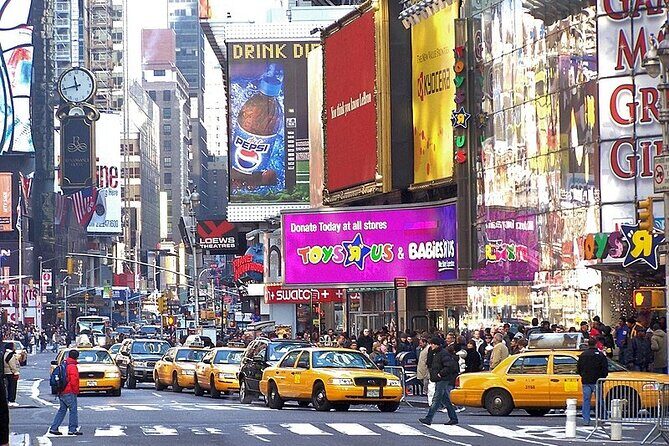 4 Hour Panoramic Tour of the Streets of New York - An In-Depth Look at the Itinerary