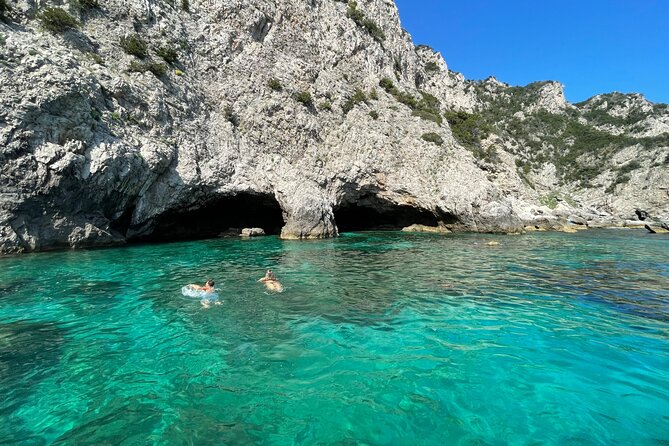 4 Hour Private Boat Tour of Capri - Who Is This Tour Best For?