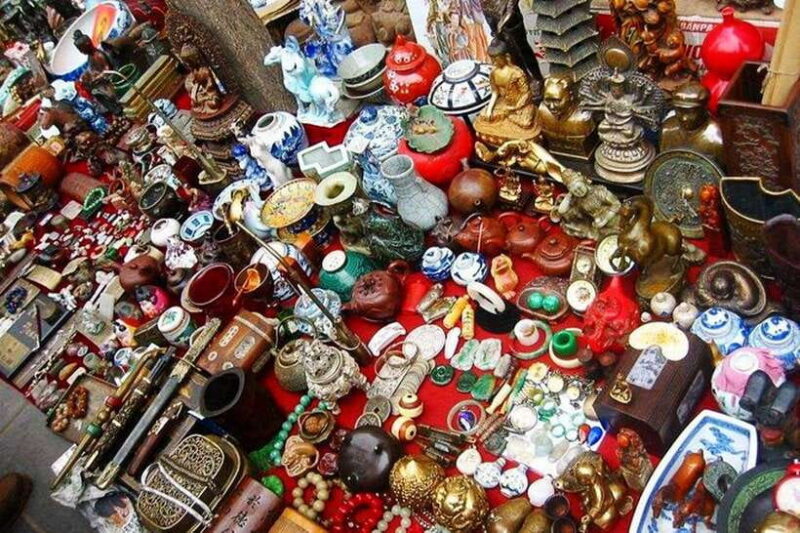 4-Hour Private Shanghai Shopping Tour with Local Expert - Transportation and Group Size